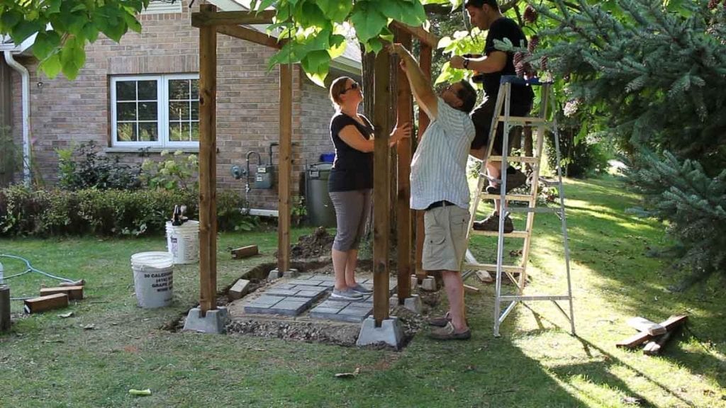 Easy Diy Outdoor Shower Enclosure Plans With Video Sustain My Craft Habit