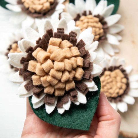 DIY Felt Sunflower Wreath – Sustain My Craft Habit