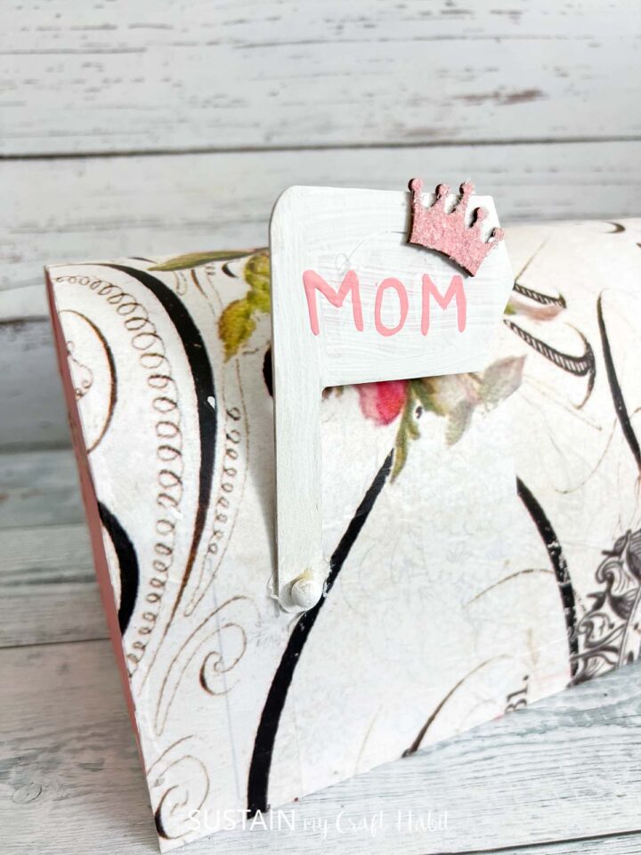 Crafting a Memory Mailbox for Mom – Sustain My Craft Habit