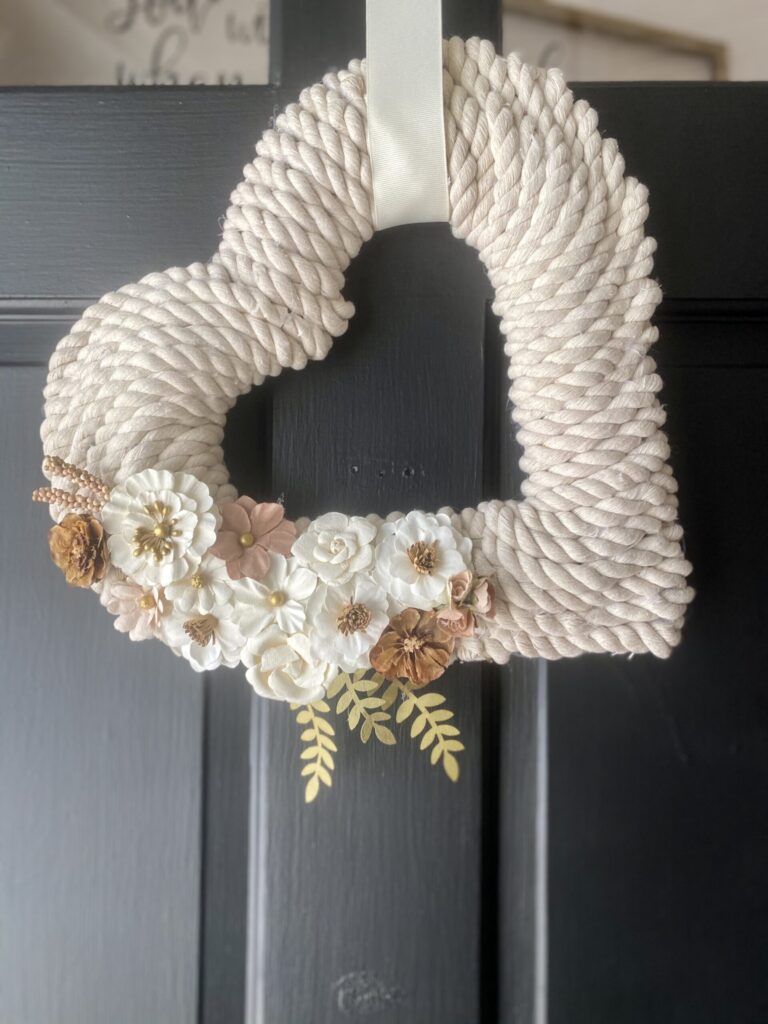 21 Creative DIY Valentine Door Decor – Sustain My Craft Habit