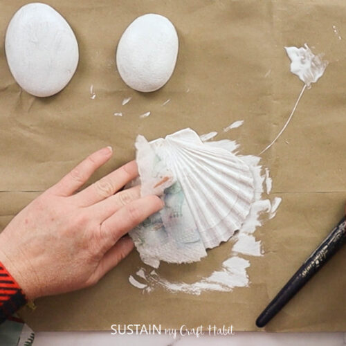 How to Decoupage Shells