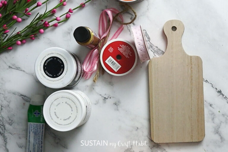Dollar Tree Paddle Sign for Valentine’s – Sustain My Craft Habit