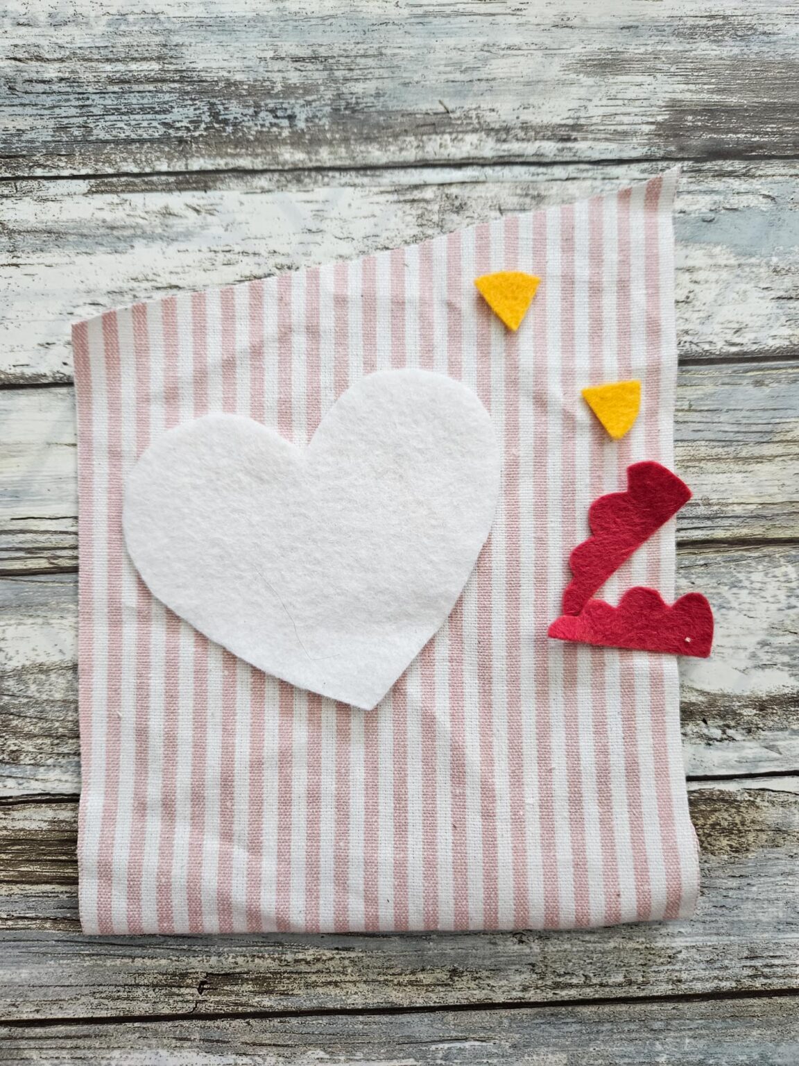 Scrap Fabric Chicken Craft – Sustain My Craft Habit